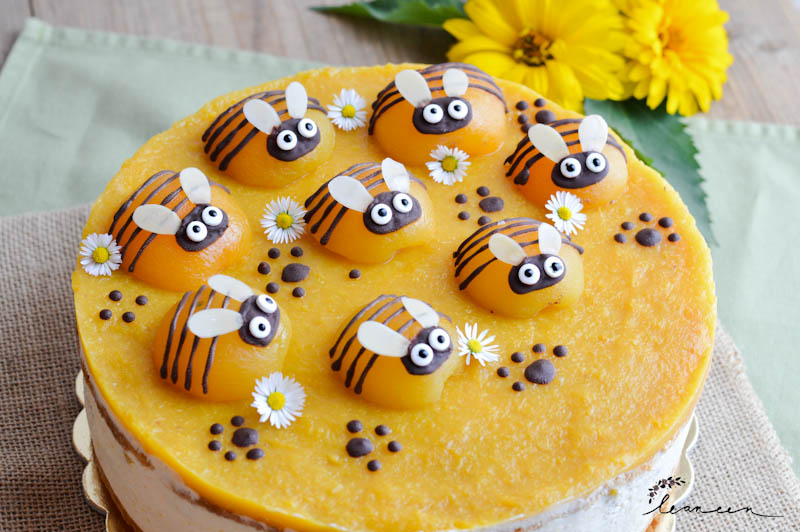 Torta čebelica – sočna marelična torta - Goodlife Style